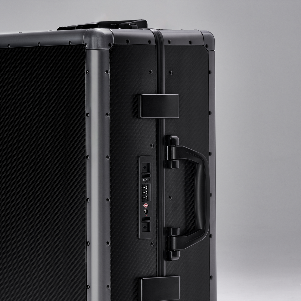 Carbon X 2.0 Carbon Fiber Suitcase Black