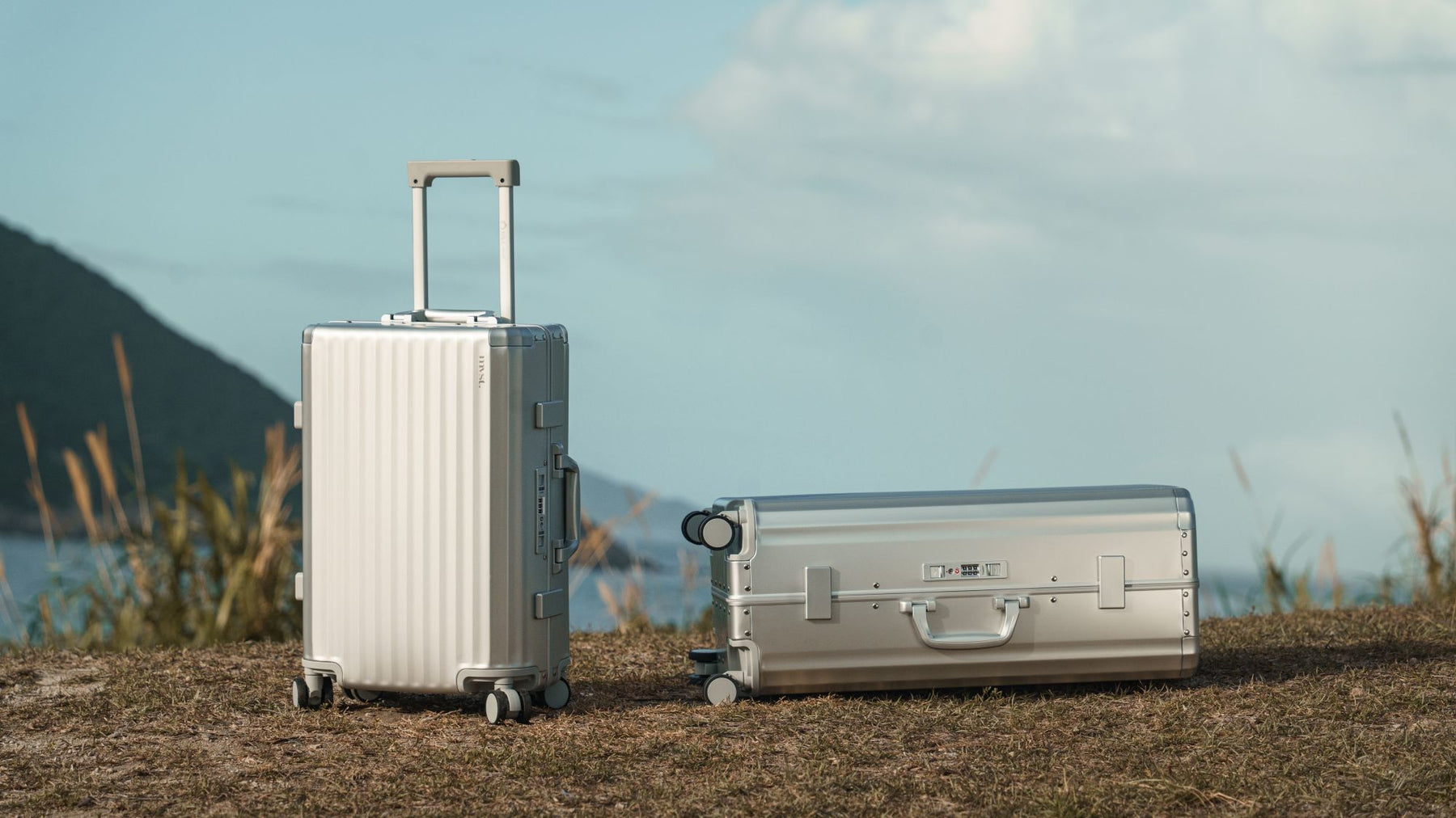 SPACE Aluminum Suitcase Gunmetal